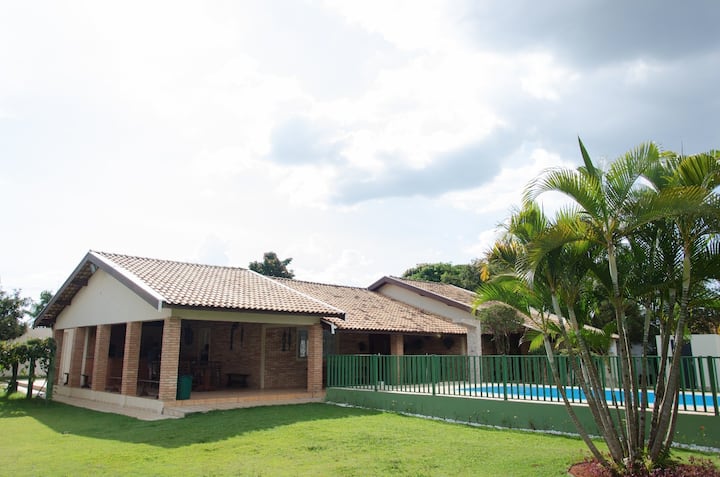 Chácara Piscina Campo Futebol - Americana