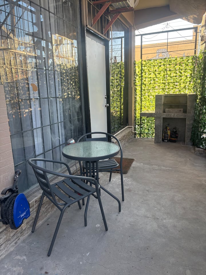 Cerca De Puentes Usa Depa 2 Camas“estacionamiento” - El Paso, TX