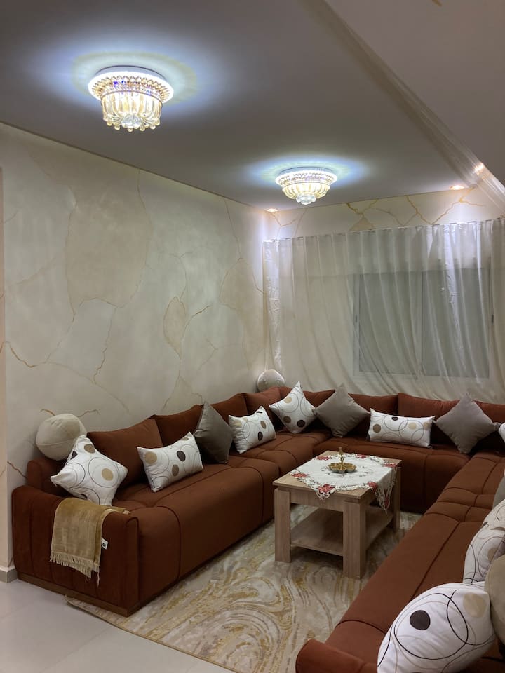 Hébergement Confortable Pour Famille, Décor Unique - Ifrane