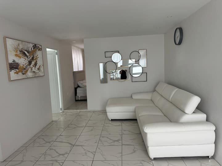 North Tropical 2: Apartamento Para Parejas - Barceloneta