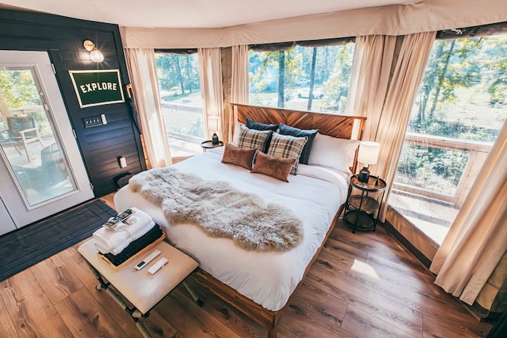 Luxury Glamping Tent Near Tryon Equestrian Center - North Carolina