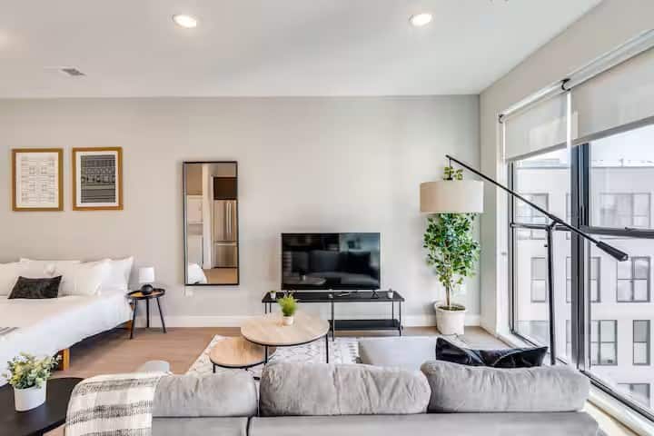Studio Apartment Near The Banks & Event Venues - Cincinnati, OH