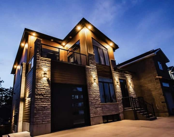 Grand Bend Modern Living Lower Unit , 2 Br - Grand Bend