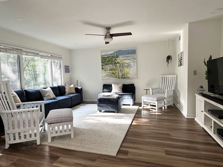 West Beach Villa Near The Beach - Seabrook Island, SC