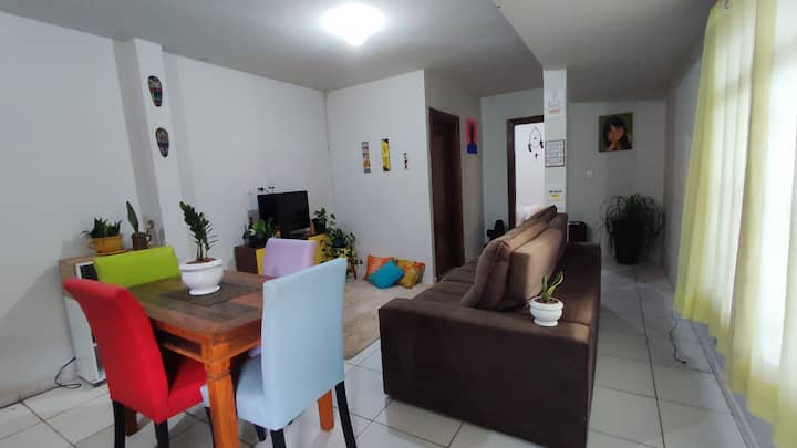 Casa Simples + Muito Bem Localizada (Cs Fundos) - Maringá