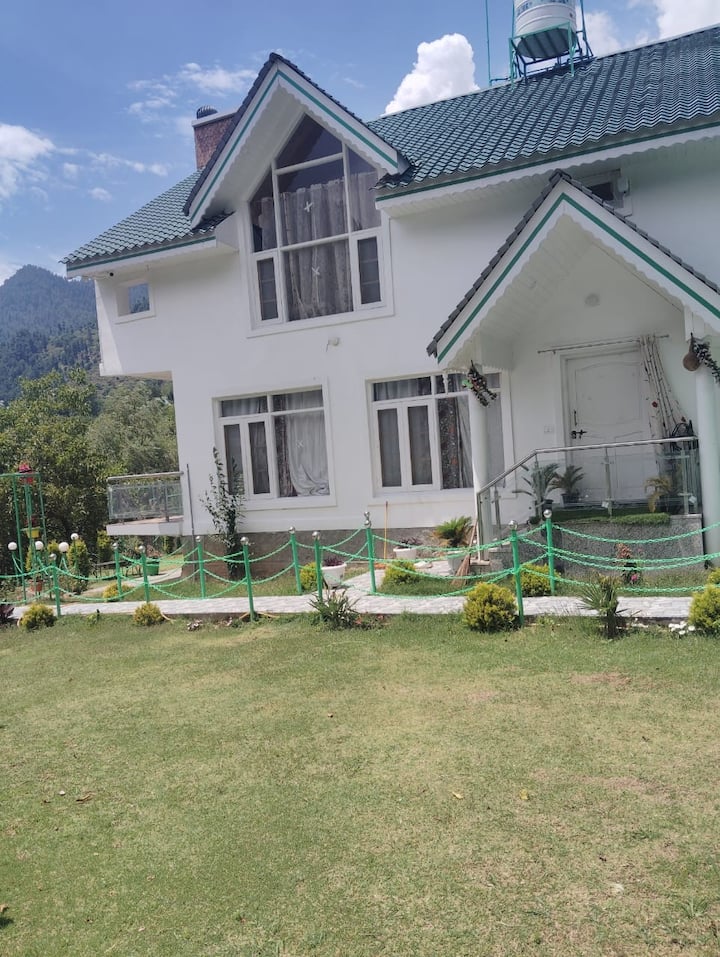 The Hut Pahalgam - Pahalgam