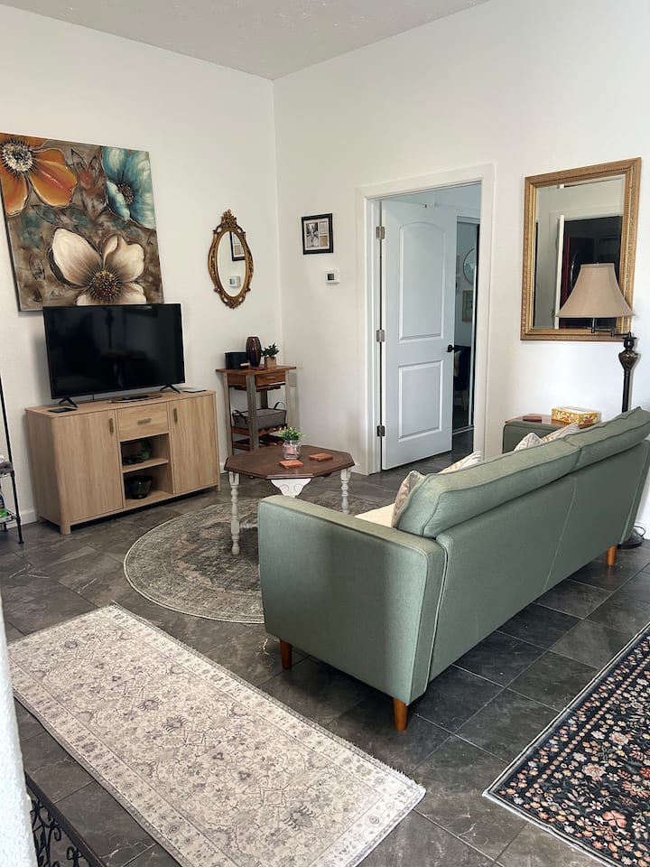 The Château - Joplin, MO