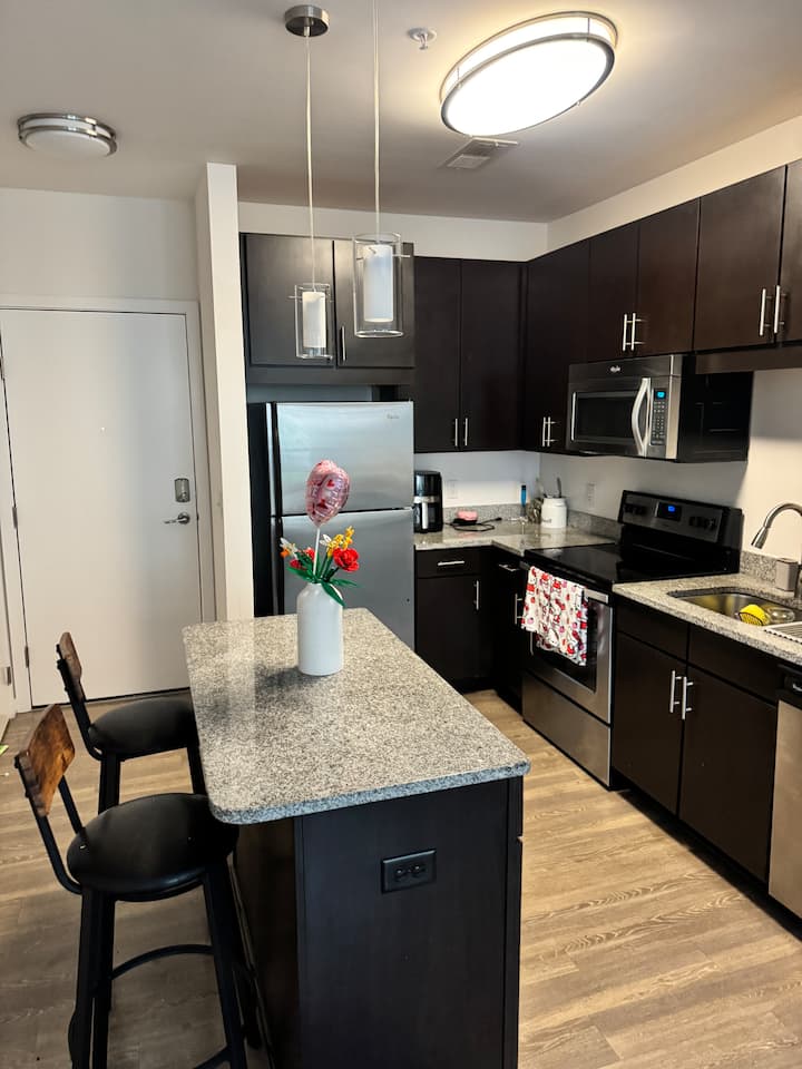 Girly Stylish Condo! - Gaithersburg, MD