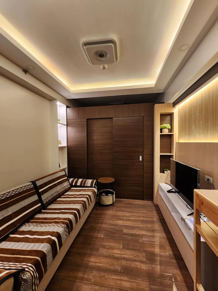 Modern 1-bedroom Flat In Makati - Air Residences - Metro Manila