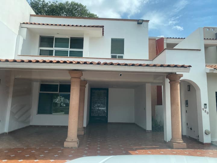 Casa Bosques Max - Uruapan