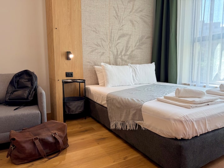 Cosher Aviva | Studio By Metro - Sofia