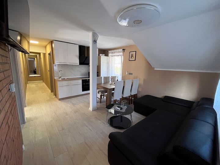 Guest House Lidia With Terrace & Free Parking - Kroatië