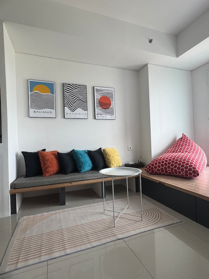 Casa Von | Cozy Breeze Bintaro, Walk To Krl/mall - Jakarta