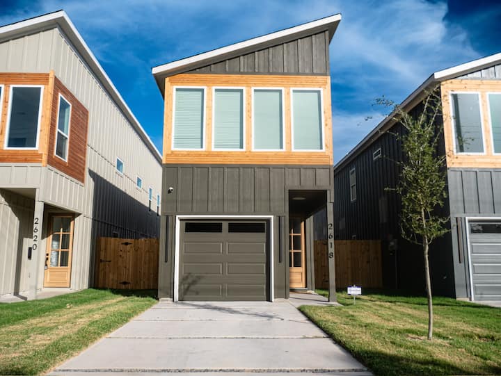 Luxe Stay Near Downtown Dallas - Dallas, TX