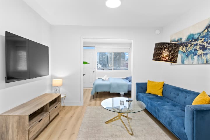 Stylish 2br Apt + Amazing Downtown Montreal View - Montreal