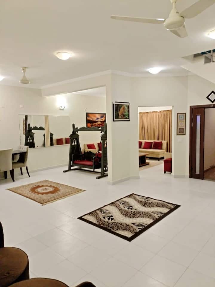 Full Furnished Villa For Rent - Karachi