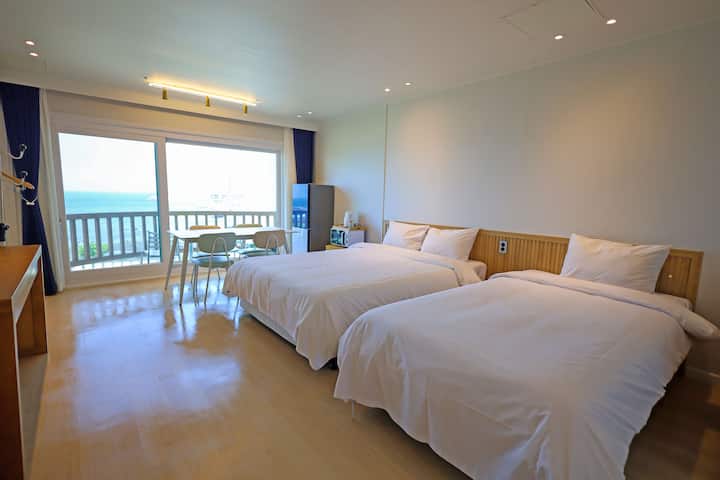 동희'S 프리미엄 트윈 오션뷰 #3인 - Jeju