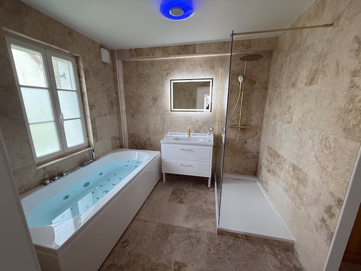 Vallée Du Paradis Studio
Balnéothérapie/piscine - Pas-de-Calais