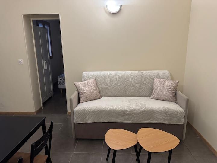 T2 Proche Historique La Gare N1 - ibis budget Arles Sud Fourchon