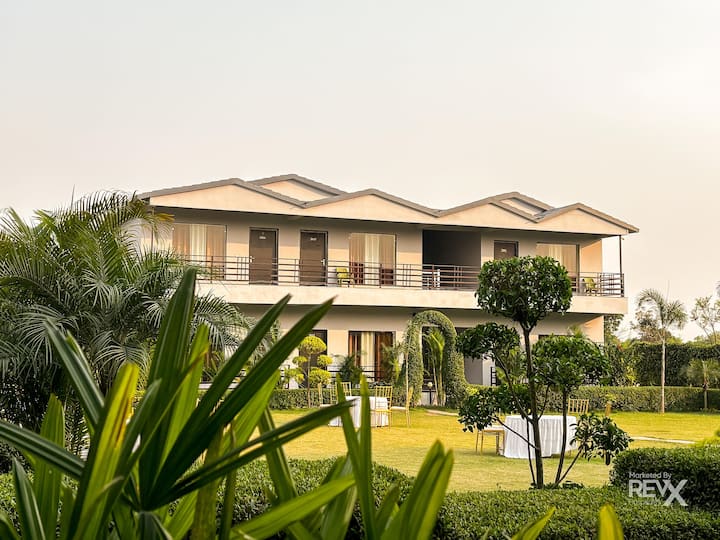 Luxury Resort Near Chhoi Zone Jim Corbett Ramnagar - Corbett National Park