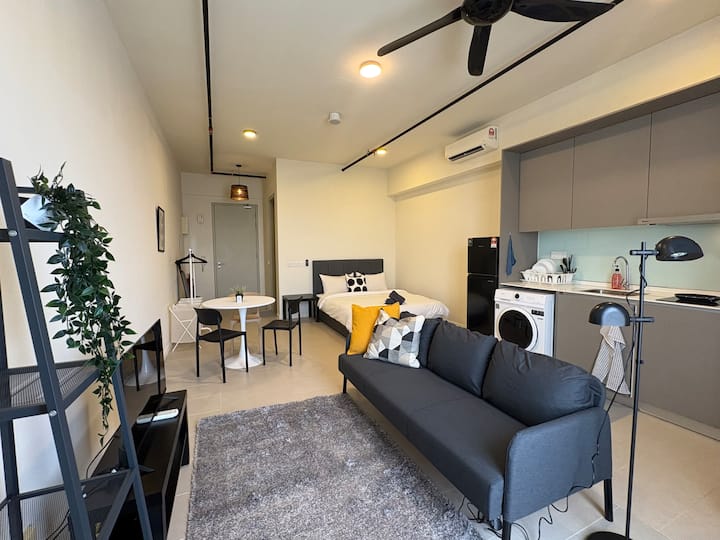 Chill Studio Tamarind Stay Cyberjaya By Mh - Cyberjaya