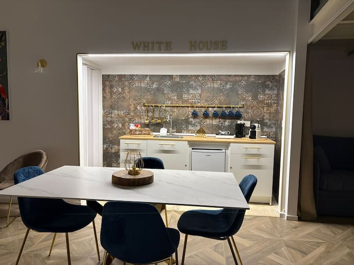 White House Luxury Bari Vecchia - Bari