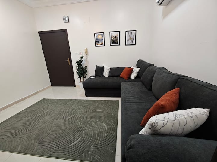 205 غرفتين نوم ومقلط وصالة معيشة - Jeddah