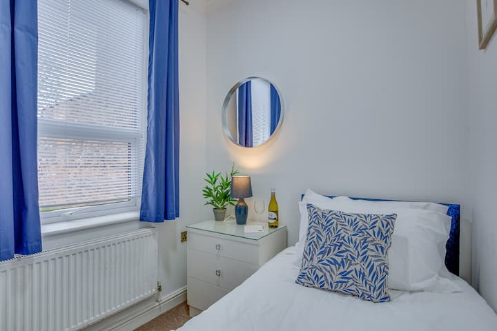 Flat - Fast Wifi, Parking, Netflix, Coffee Maker - Retford