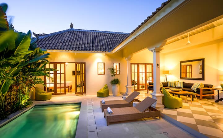 Unwind At Seminyak Pool Villa 1min Walk To Center - Seminyak