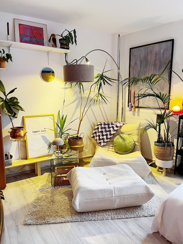 Central Urban Studio Apartment - Keulen