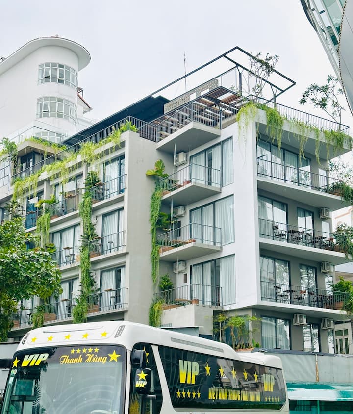 (405msnk) Luxe Twin Studio | Balcony & Kitchen - Can Tho