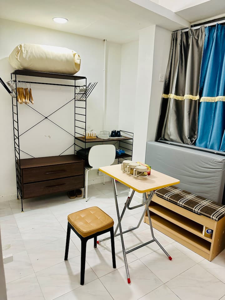 Studio Room W/ Rooftop In Soho - Hong Kong