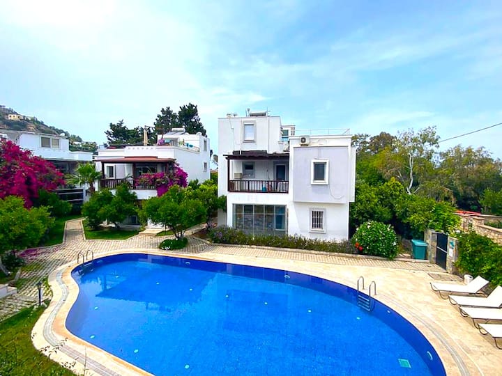 Duplex Apartment With Panoramic View In Yalıkavak - Yalıkavak