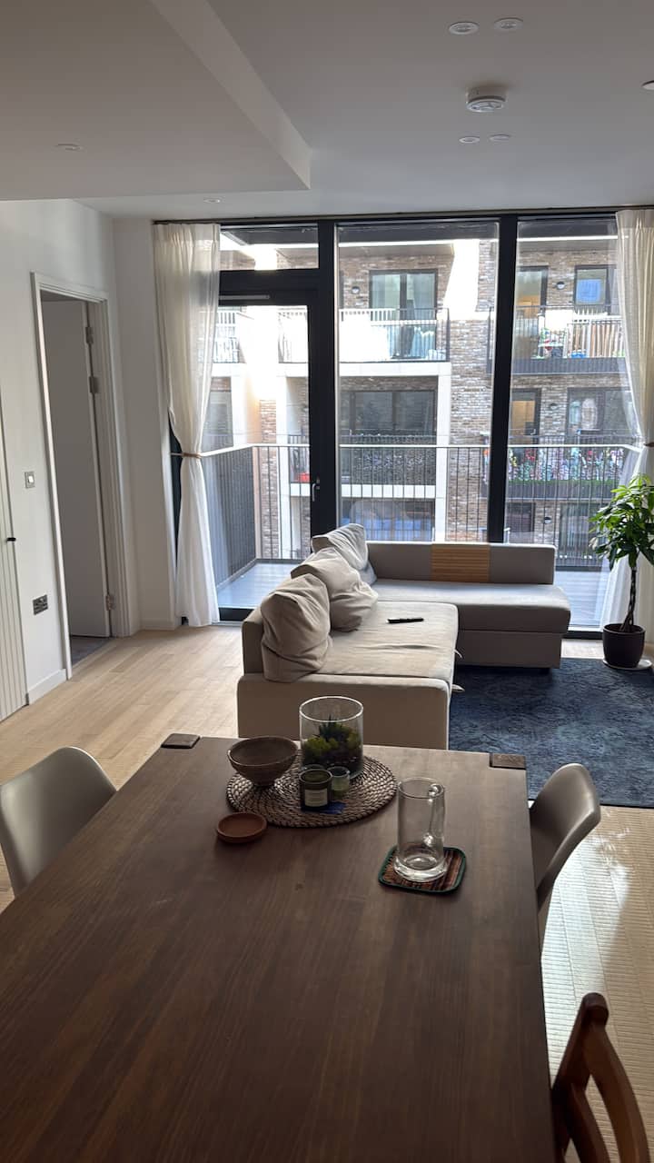 River's Edge 1-bed - Brentford