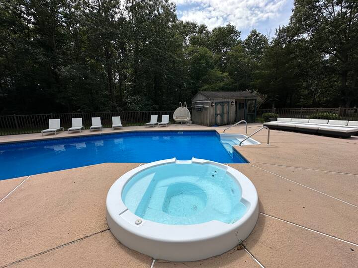 Nature Oasis With Pool And Hotub - Weymouth, NJ