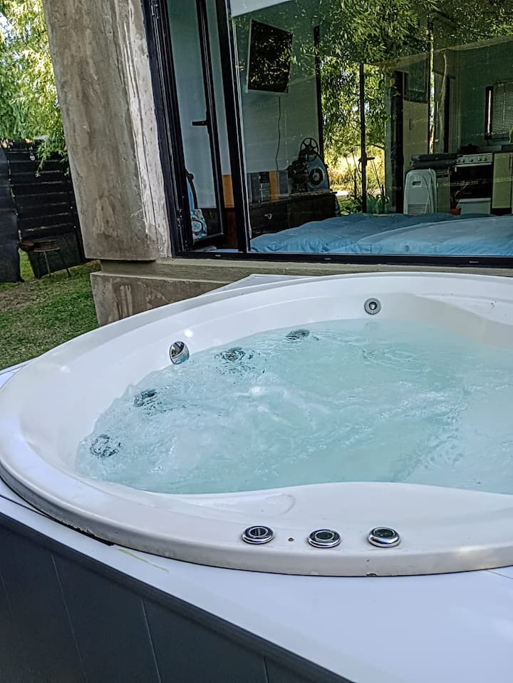 Luminoso Monoambiente Con Jacuzzi En Mercedes - アルゼンチン メルセデス