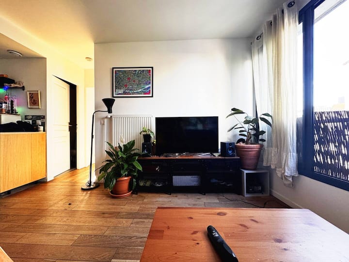 Appart Cosy à 2 Pas Du Métro ! 10 Min Du Centre - Bagnolet