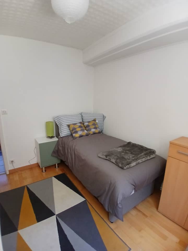 Chambre Au Calme Avec Jardin - Villefranche-sur-Saône