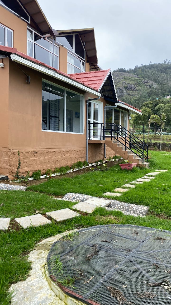 Swarg
Mountain Views & Bbq Nights - Ooty