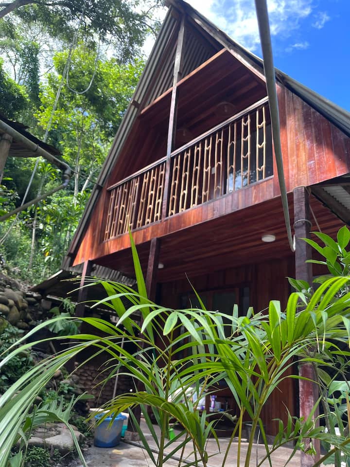 Proyecto Montañita Lodge - La Merced