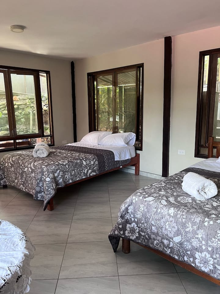 Proyecto Montañita Lodge - La Merced