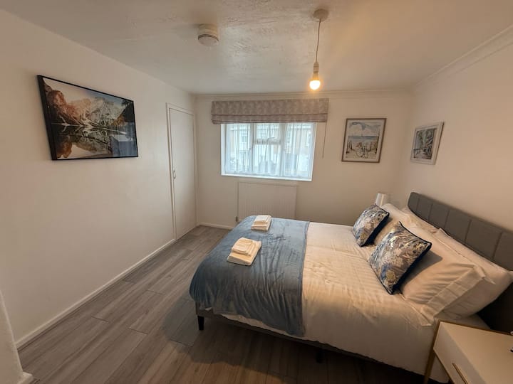 Double Room In Hatfield - St Albans