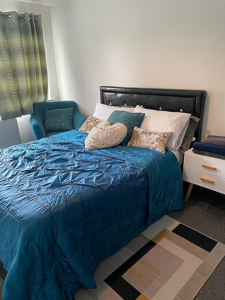 Cozy 2br Near Luton Airport | Free Parking & Wi-fi - Luton