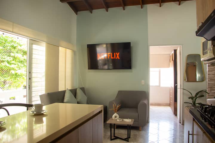 2 Cuadras Estadio - La 70, Laureles, 700mb, A/c - Medellín