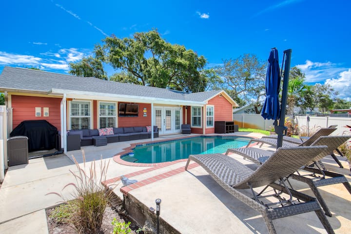 Sunny Days & Poolside Plays - Port Orange, FL