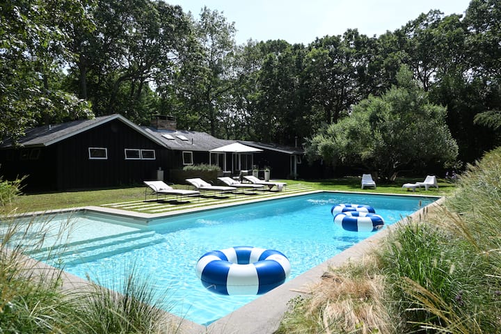 Mid-century Gem With Pool. Steps To Private Beach. - Greenport, NY