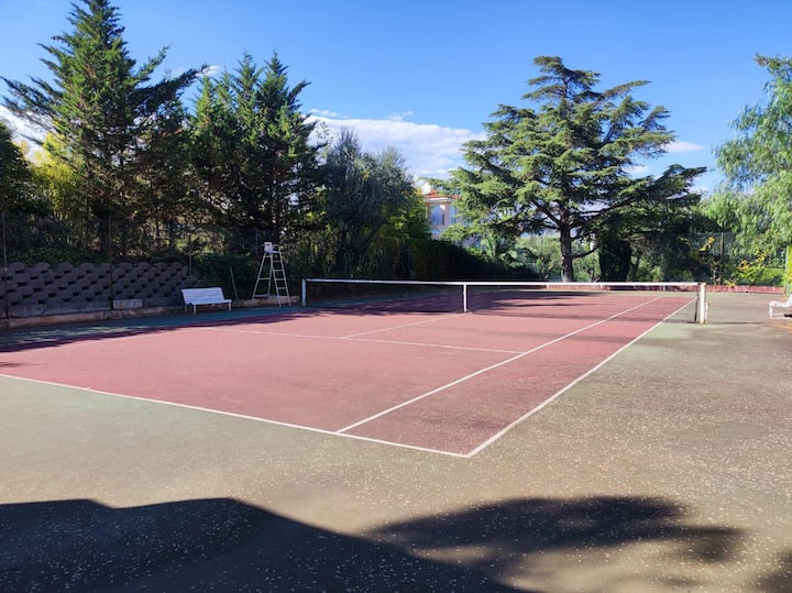 Appartement Vue Mer - Avec Parking Et Piscine - Cagnes-sur-Mer