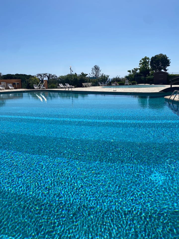 Appartement Vue Mer - Avec Parking Et Piscine - Nice