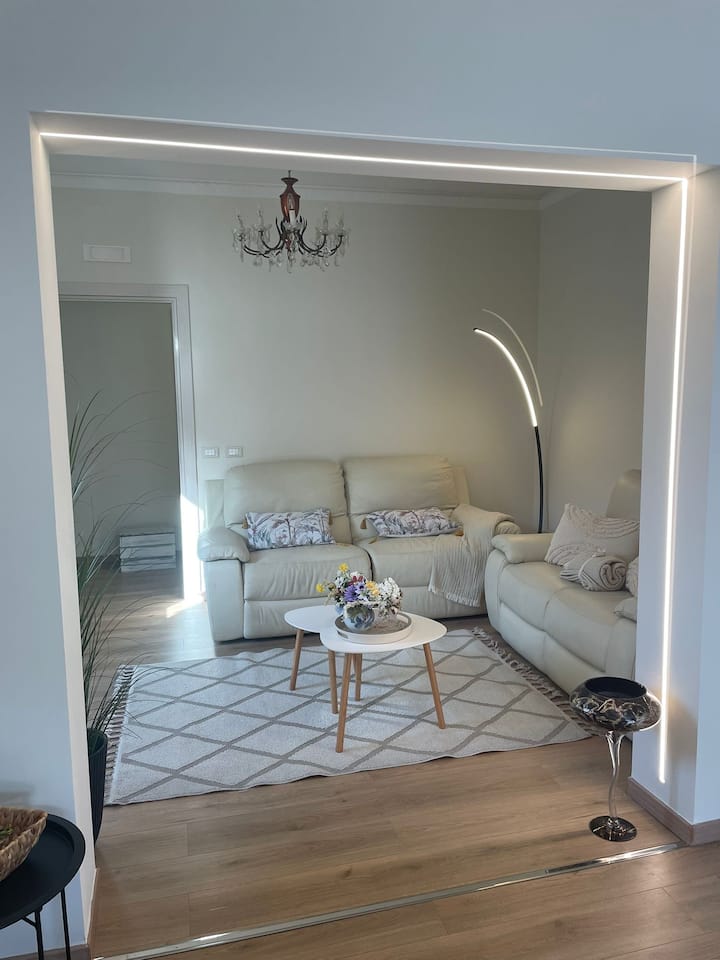Appartamento “Like A Four Seasons Suite” - Paola