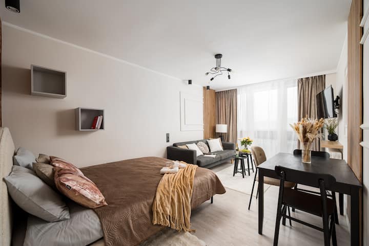 Warsaw Breweries Living Suite: Metro, Bus Tram - Varsavia